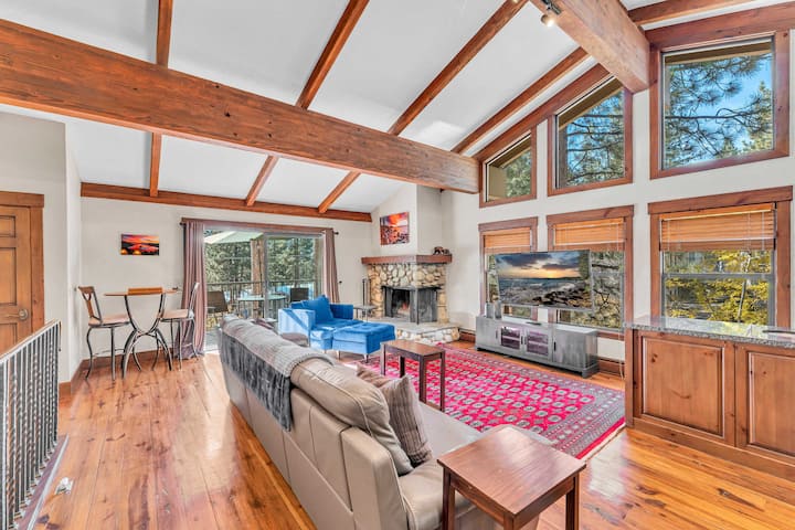 3-level Incline Village Retreat With Fireplace - Incline Village