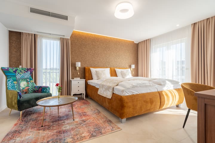 Cozy Room W/ Shared Pool & Balcony - Zaton