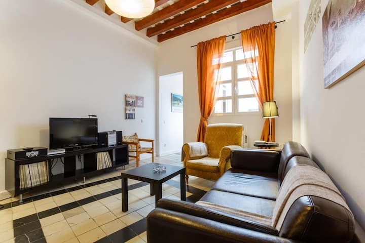 Lightbooking Cádiz Center - Cádiz