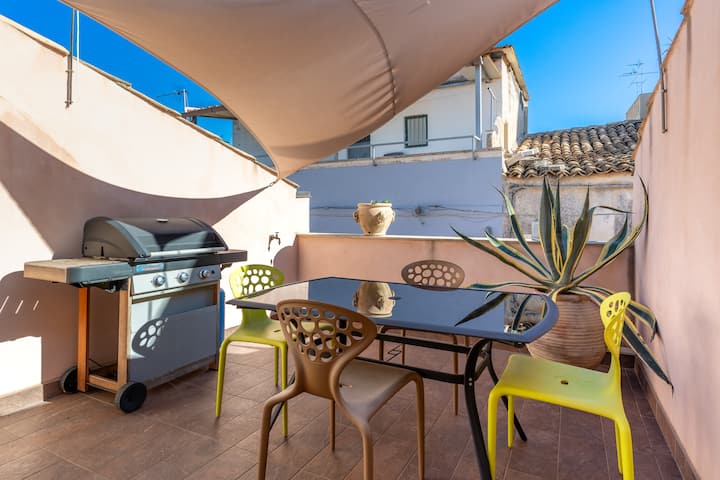 Nicu Amuri Con Terrazza A Noto By Wonderful Italy - Noto