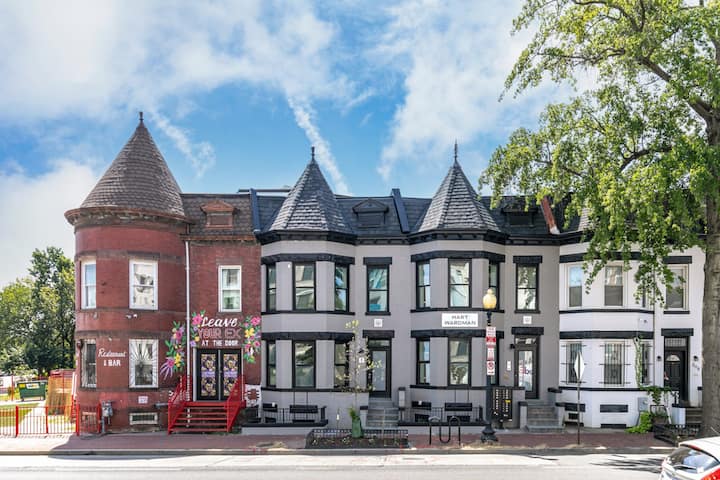 Brand New 2br Luxury Condo | Prime Location - Washington D. C., DC