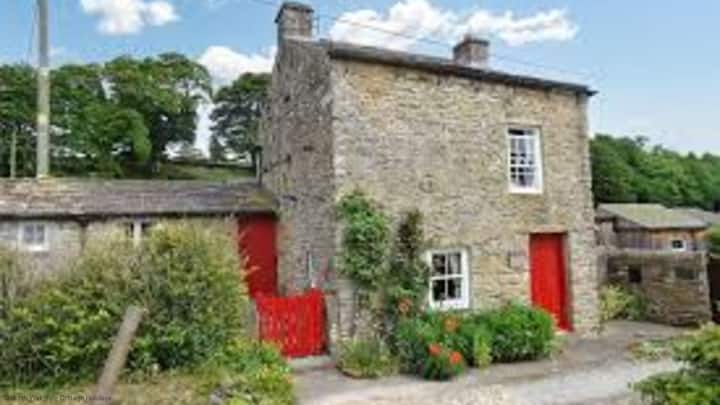 Storeys Cottage - Askrigg