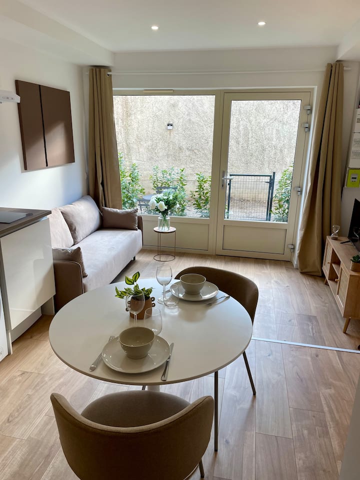 L Epicéa - Rez De Jardin Lumineux En Duplex - Oullins