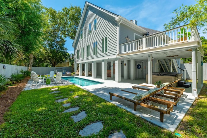 New Modern Iop Home- 5 Bds With Pool And Hot Tub! - Isle of Palms, SC