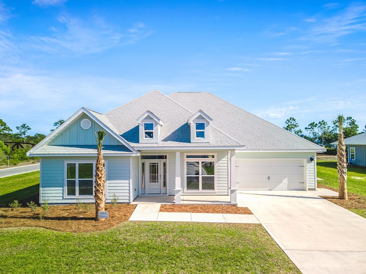 Sunset Shores Modern Oasis By The Sea - Port St. Joe, FL