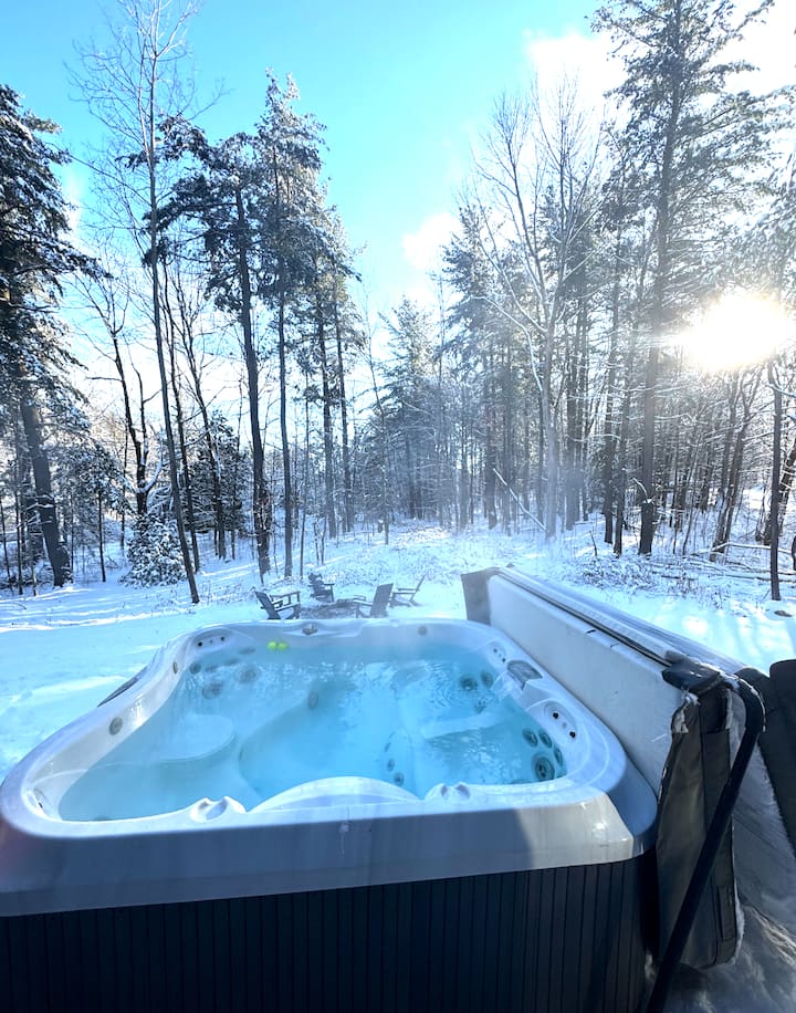 Scandinavian Chalet | Hot Tub | Flx Retreat - New York