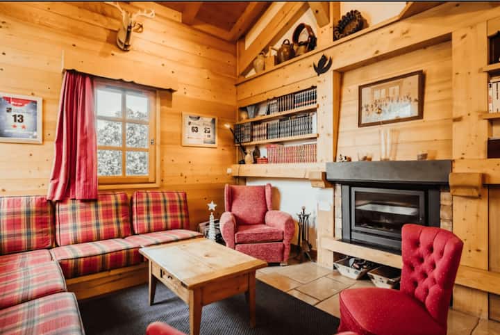 Chalet Avec Balcons à Demi-quartier - Megève