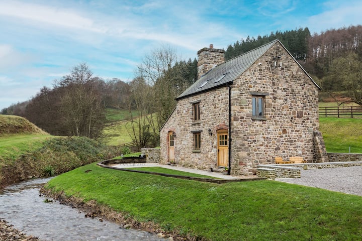 Shepherd's Cottage - Usk