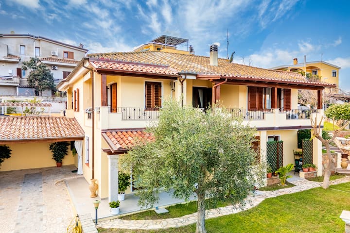 Laura Home Holiday - Bari Sardo