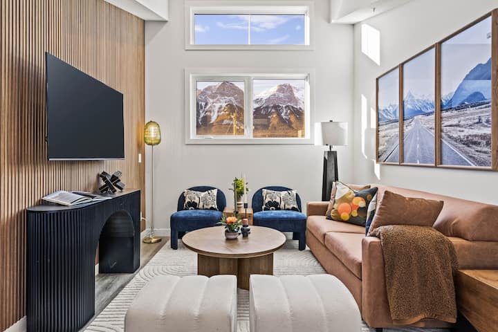 Cozy 3br Mountainside Haven Near Banff - Banff