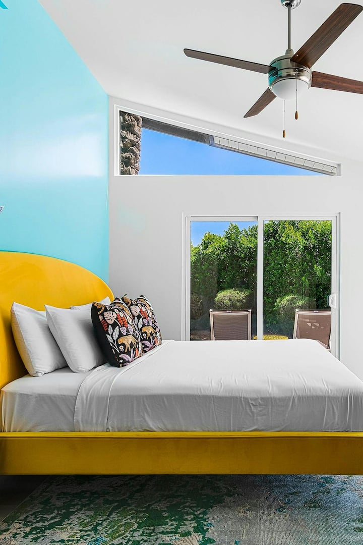 Accessible Room Near Shops & Dining - Palm Springs, CA