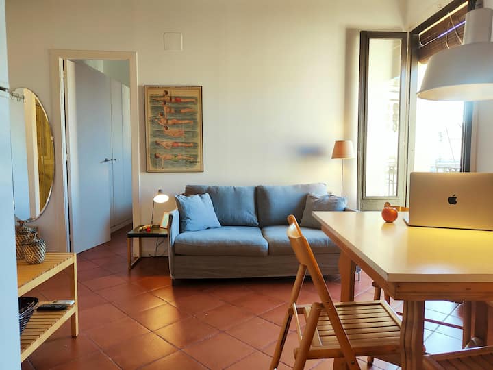 Sunny, Central & Tranquil. 1br. Plaça Catalunya Rb - Badalona