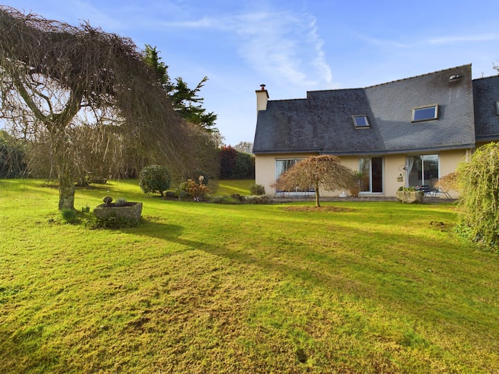 Maison Spacieuse Avec Jardin Pour 6adultes/1enfant - Beg Meil