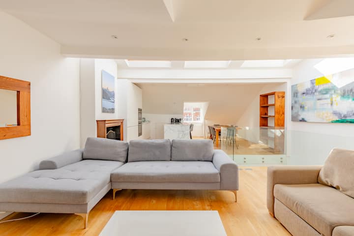Contemporary Chic 3bd Home Near Little Venice - London