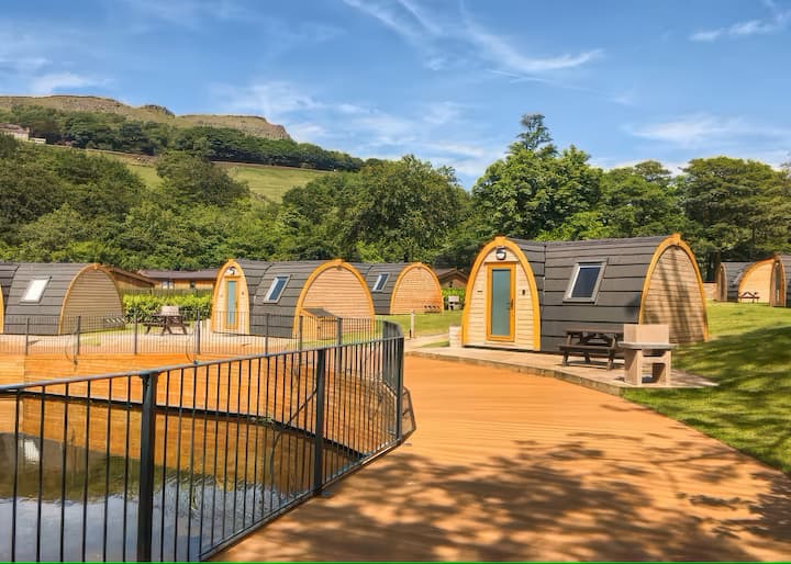 Lakeside Pods - Pets Welcome - Oldham
