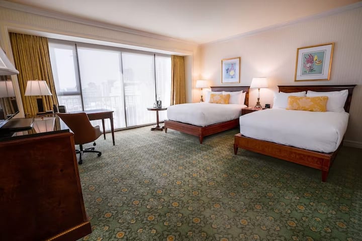 Westgate Double Deluxe, Spacious With Pool Access - San Diego, CA
