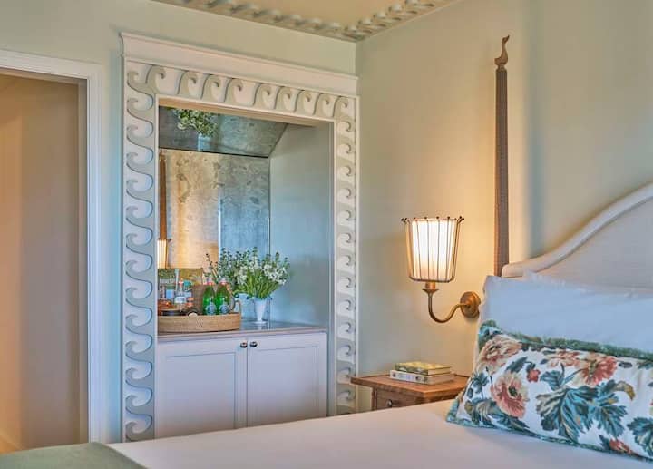 Poolside Queens | Award-winning Spa + Beach Access - Duck, NC