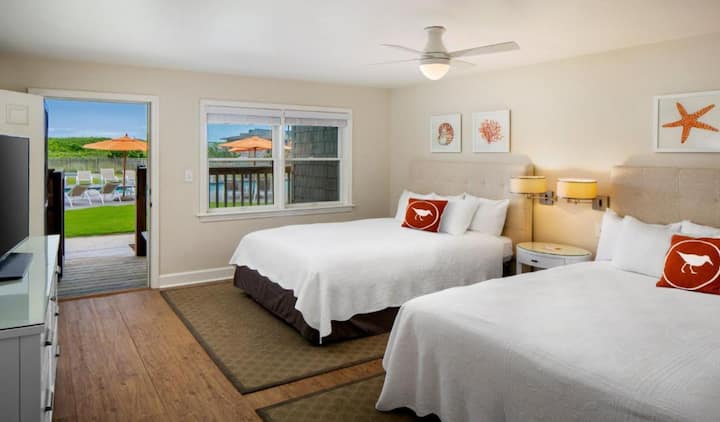 Poolside Queens | Award-winning Spa + Beach Access - Duck, NC