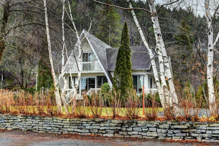 La Presqu'île | Bord De Fleuve | Spa - Levis