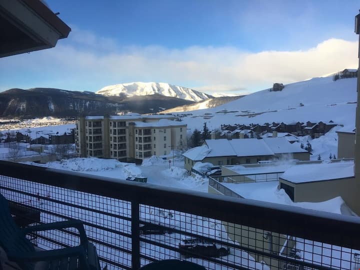 Cozy 2br Condo | Stunning Slope Views - Crested Butte, CO