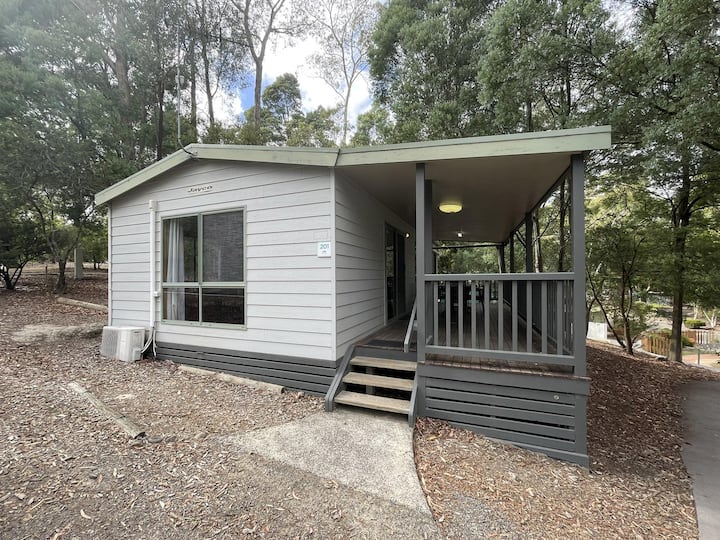3 Bedroom Family Cabin - Healesville