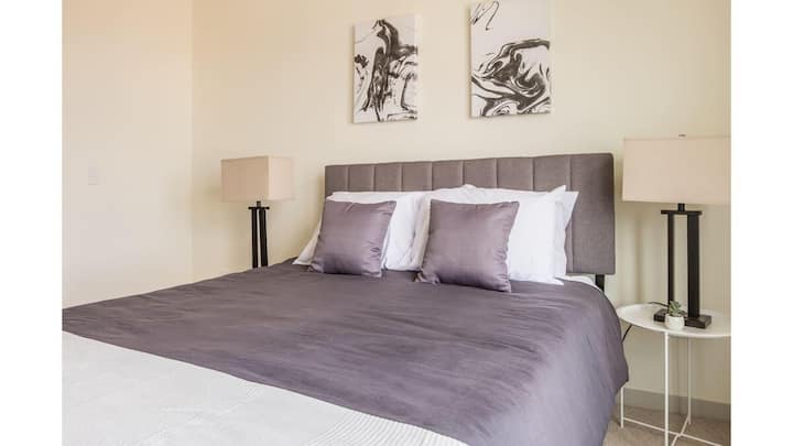 Bold Nulu 1br Cozysuites 03 - Falls of the Ohio State Park, Clarksville