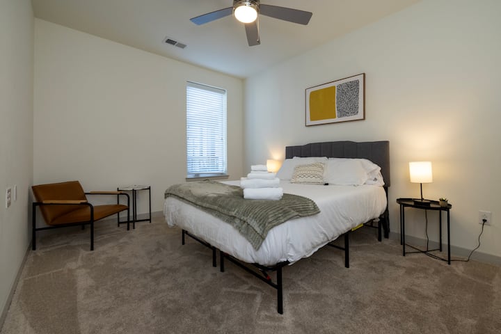 Bold Nulu 2br Cozysuites 01 - Louisville, KY