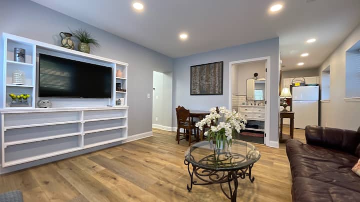 Cozy 2br Near Casino | Queen Beds & Free Parking - Bristol, TN