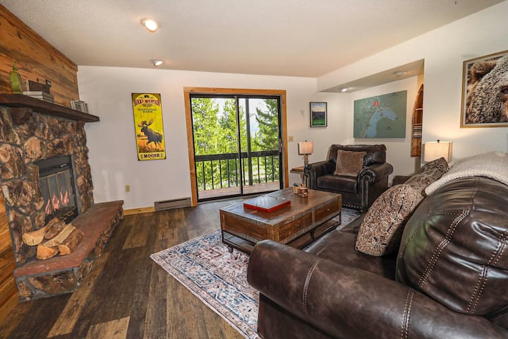*New Pet Friendly 2 Bed 1.5 Bath Mountain Retreat - Grand Lake, CO