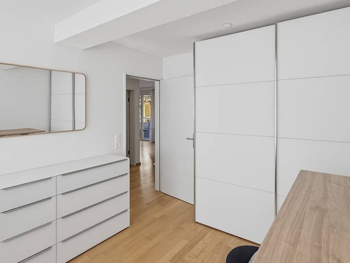 2br Flat In The City Center (West 12) - Zurich, Switzerland