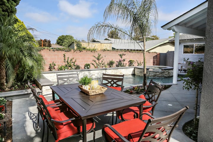 Magnificent Pool/jac Home: 2 Ensuites, Walk2disney - Anaheim