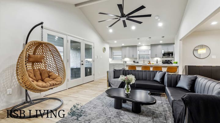 Luxury 4bd 2ba W Hot-tub & Cinema Room - 14 Guest - Fort Bend Houston - Houston