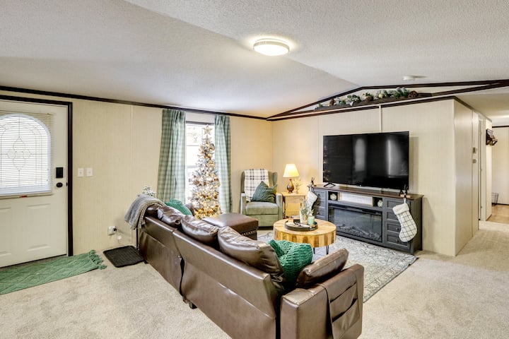 Home W/ Trail Access On 19 Acres In Wright City! - Innsbrook