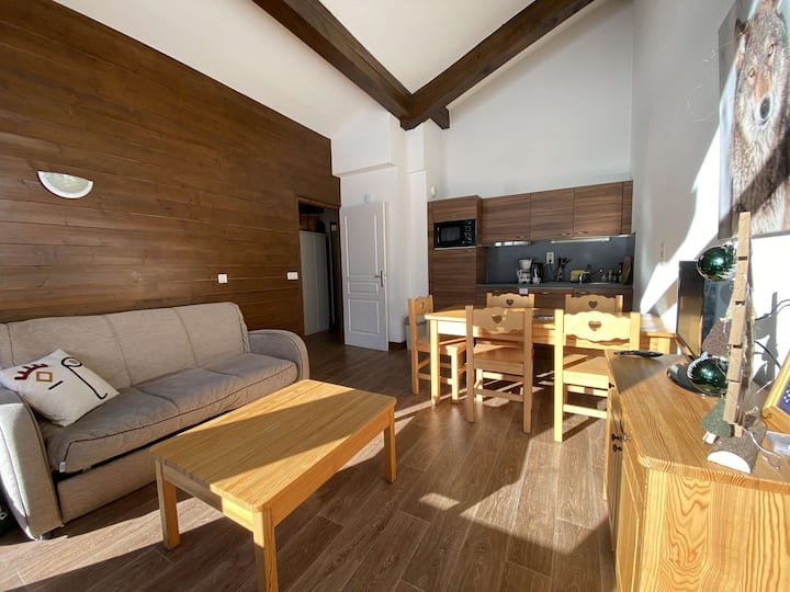 T3 -2 Chambres, Pour 4 à 5 Pers. Piscine En Saison - Beaufort