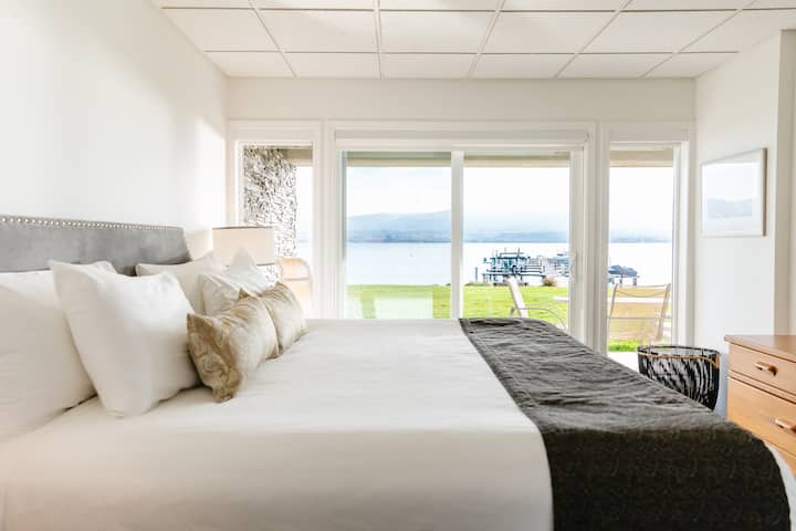 109 - Casa Loma Lakeshore Resort - Kelowna