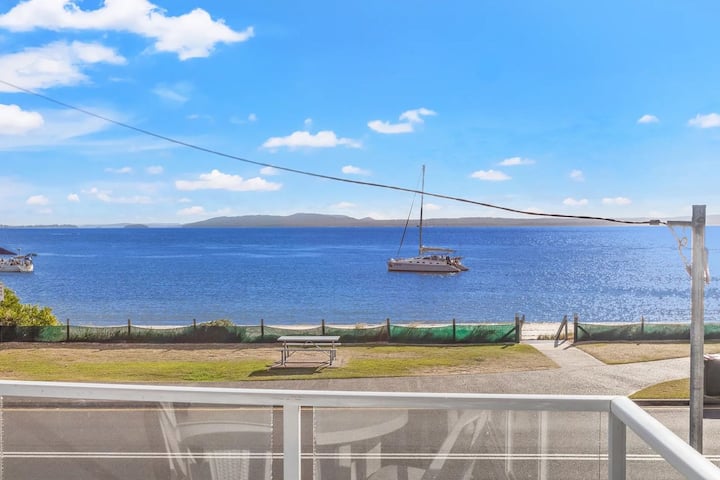 Bayside 6, 21 Victoria Pde - Water Views - Port Stephens