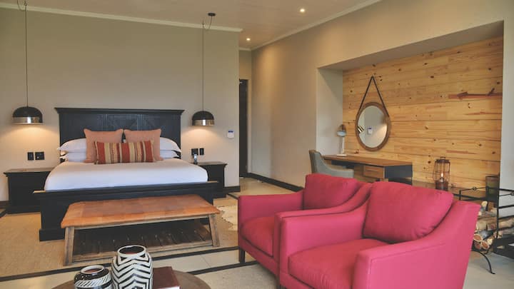Suites At Babirwa Golf And Bush Lodge, Oryx Suite At Babirwa Lodge - Rooiberg
