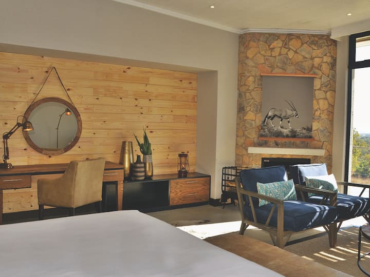 Oryx Suite At Babirwa Bush Lodge - Rooiberg