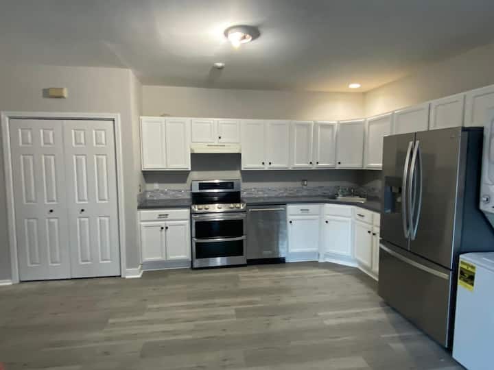 Private Apt In Southford/southbury - Lake Quassapaug, CT