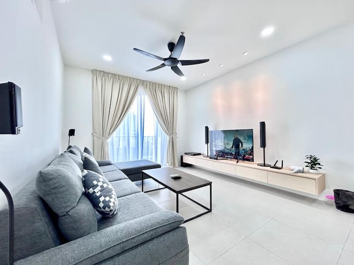 Jeff & Ricky Homestay@132 Doncaster Residence - Sarawak