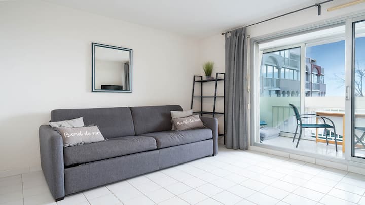 Appartement Situé à 100 M De La Plage, Avec Piscin - Le Grau d'Agde