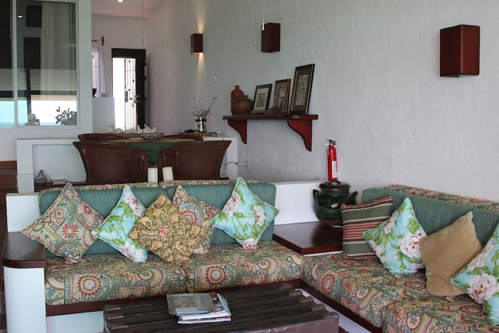 Penthouse 280 Views/outdoor Living/pool/gardens - Akumal