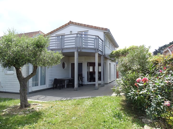 Maison éCo Près De La Mer Avec Jardin Et Wifi - Pornic