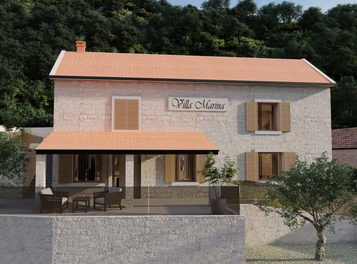 Villa Marina - Five Bedroom Villa With Pool - Neum