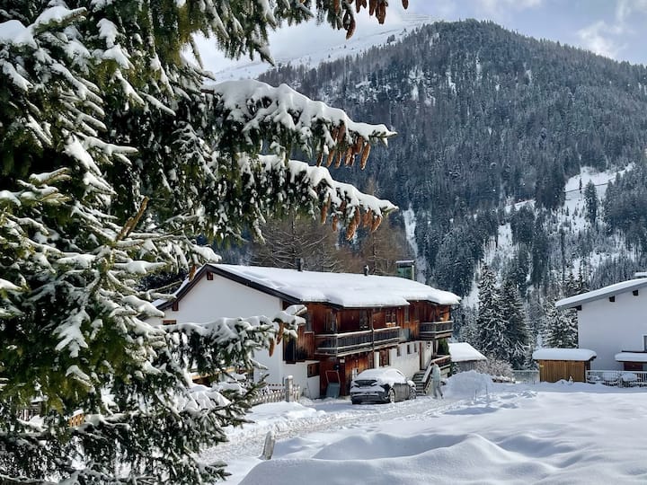 Steinbock Im Chalet Flocke - Ischgl