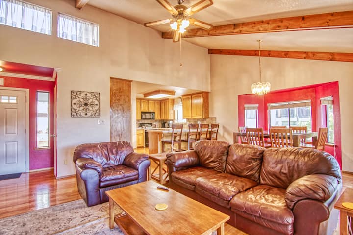 Pine Brook Retreat - Groveland, CA