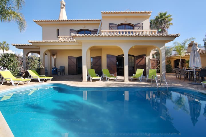 Villa Rústica - Armação de Pêra