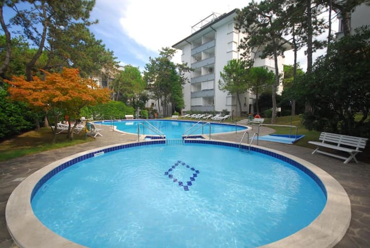 Appartement éLégant Avec Vue Sur La Piscine - Lignano Sabbiadoro