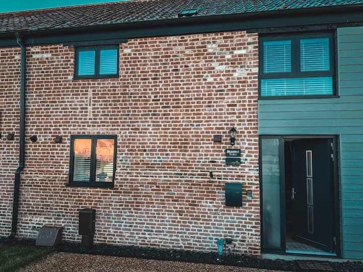 Bramble Barn Carlton Colville Lowestoft 8 Guests - Beccles