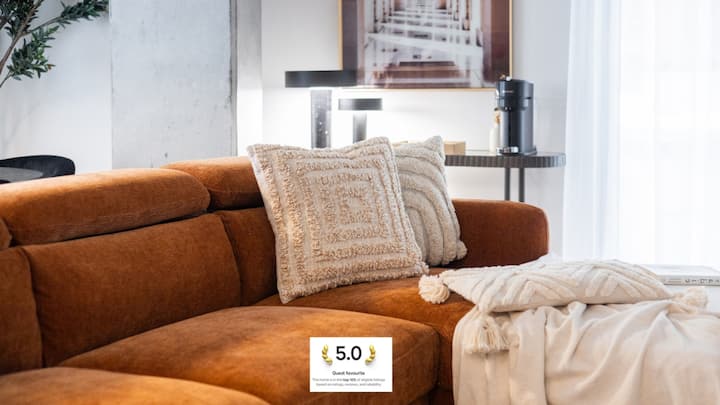 Exclusive Sanctuary: Elegance Meets Comfort - Montréal